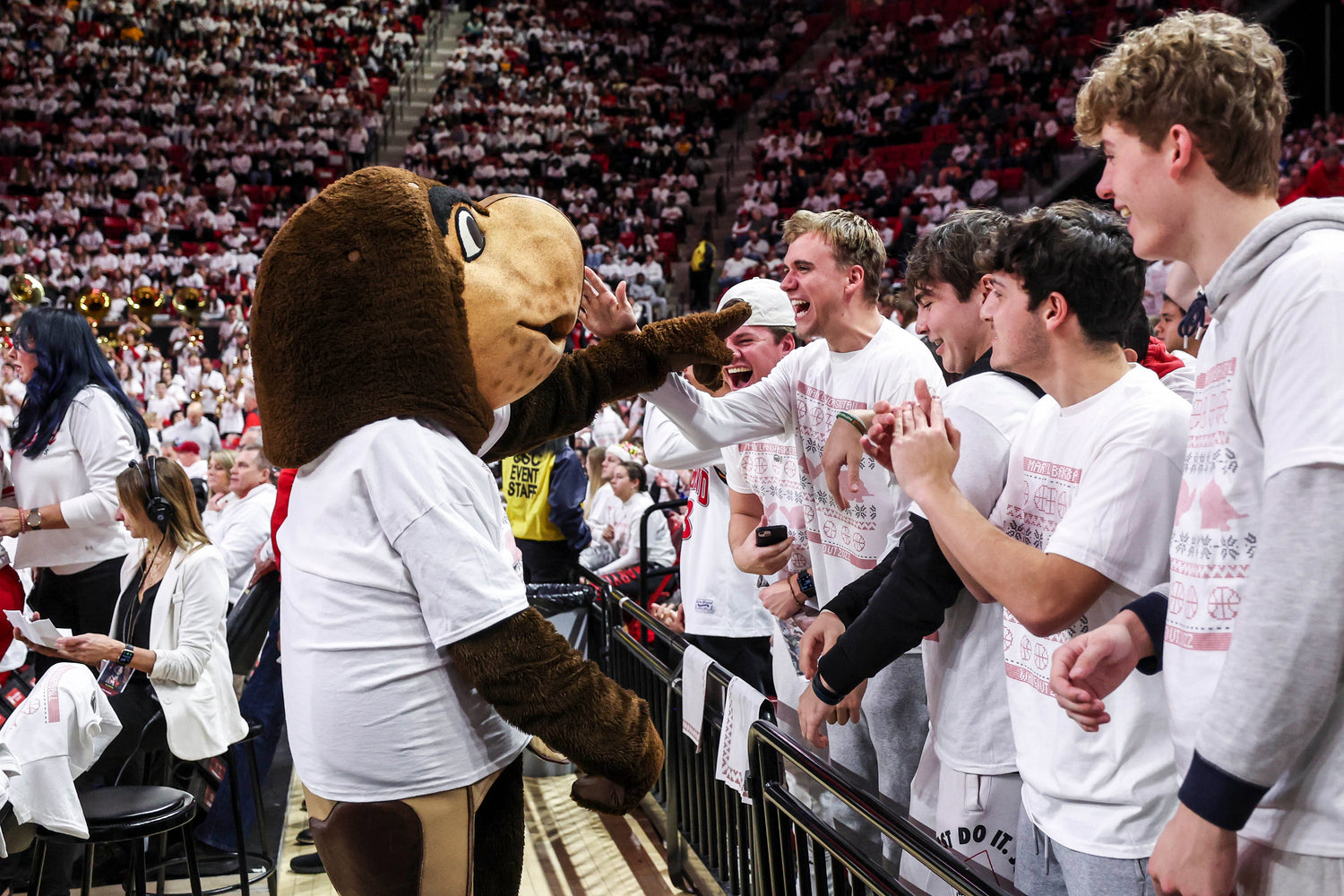 Fans – One Maryland Collective